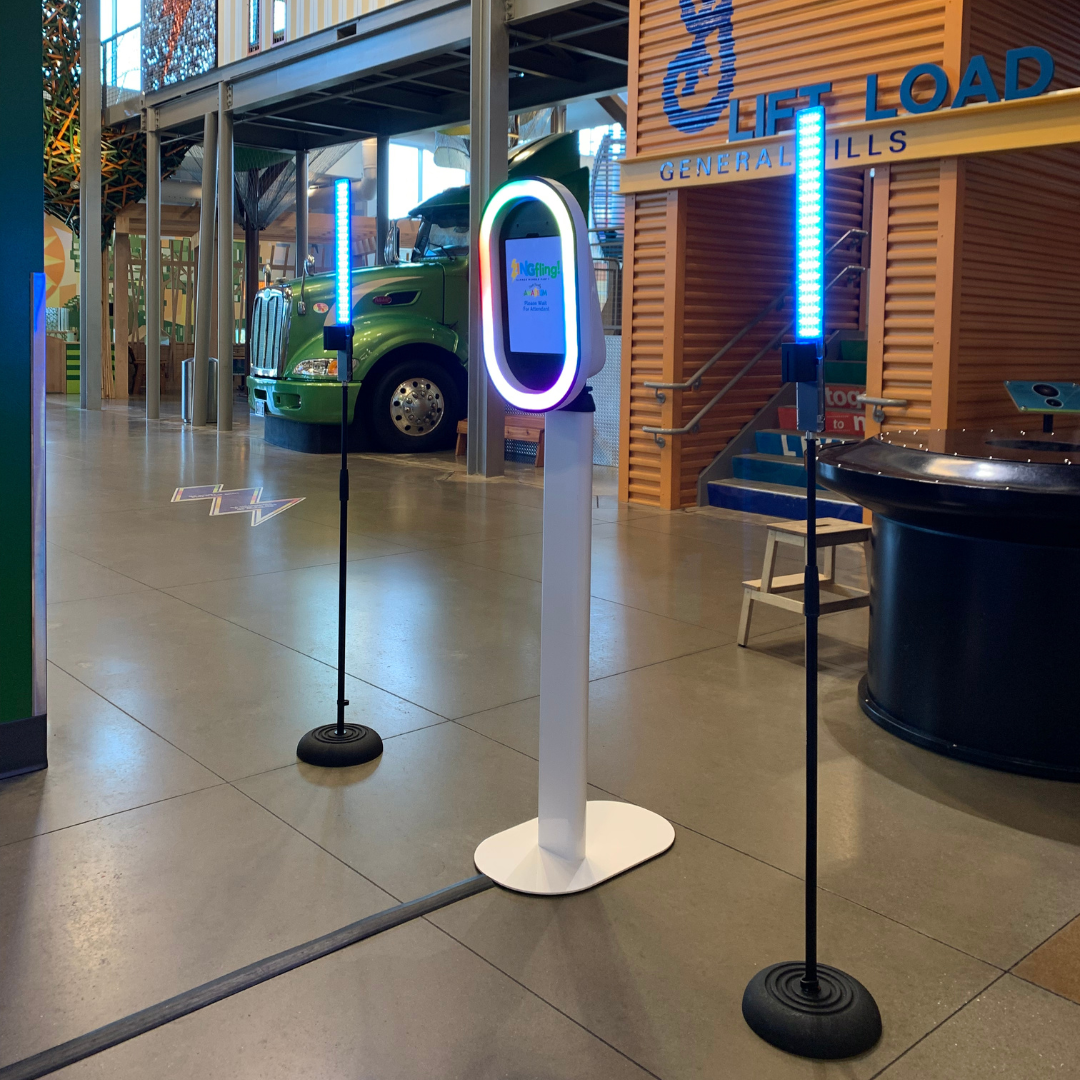 Our Favorite Equipment for Additional Photo Booth Lighting – NWA Photo ...